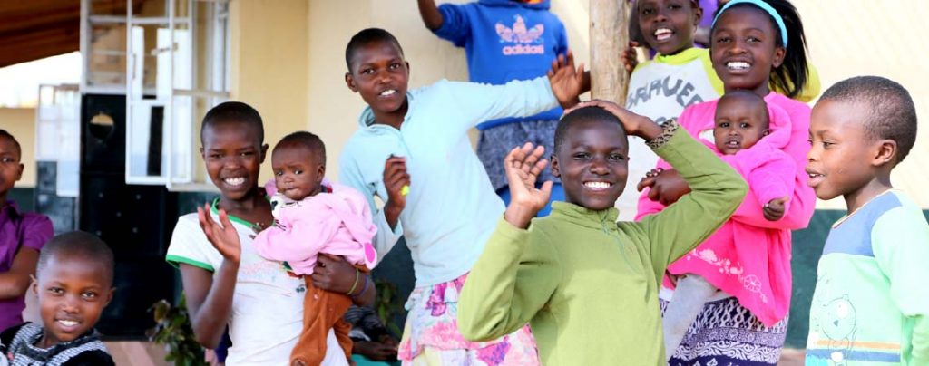 Ayudar - Bamba Project - Social Adventure